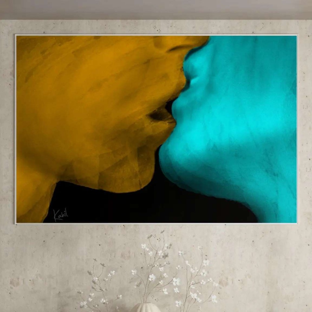 The Kiss – Spiderfly Studios